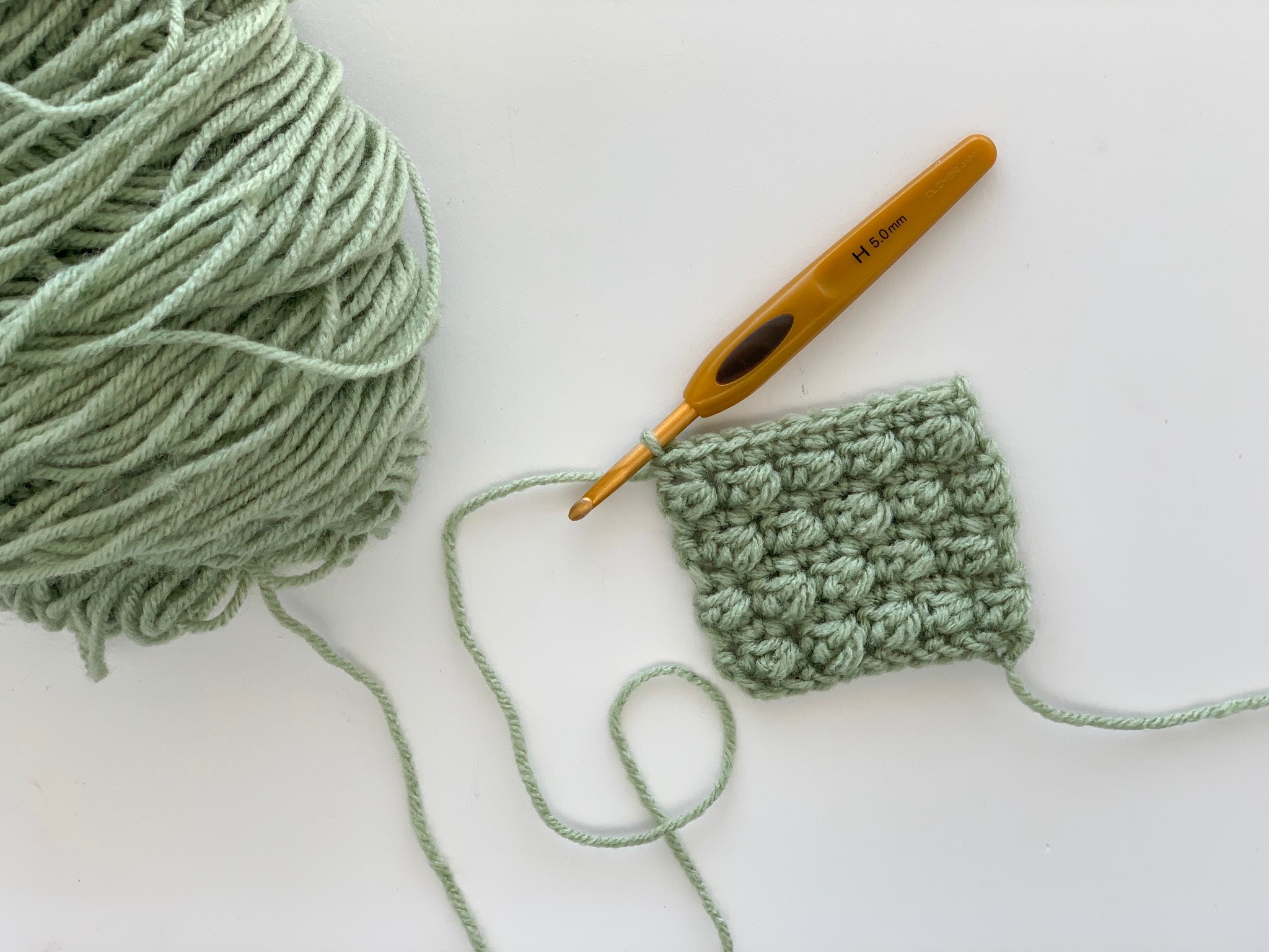 The Back Loop Bobble. A New Stitch Technique