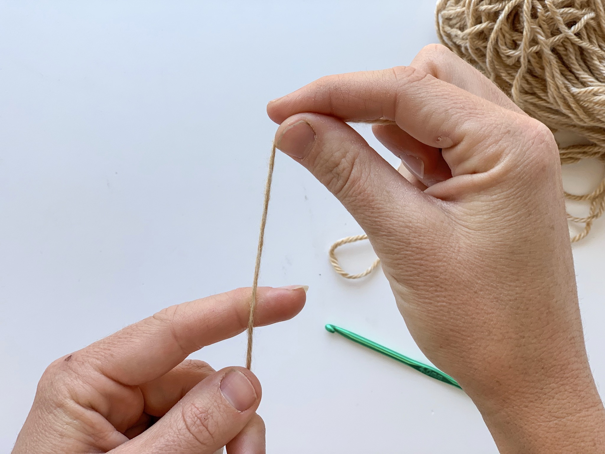 A Beginners Guide To Crocheting: How To Create A Magic Loop – She’s ...